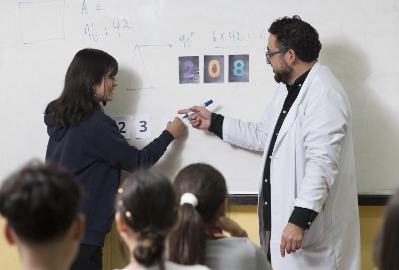 Programa Haciendo Escuela de Falabella celebra 55 años